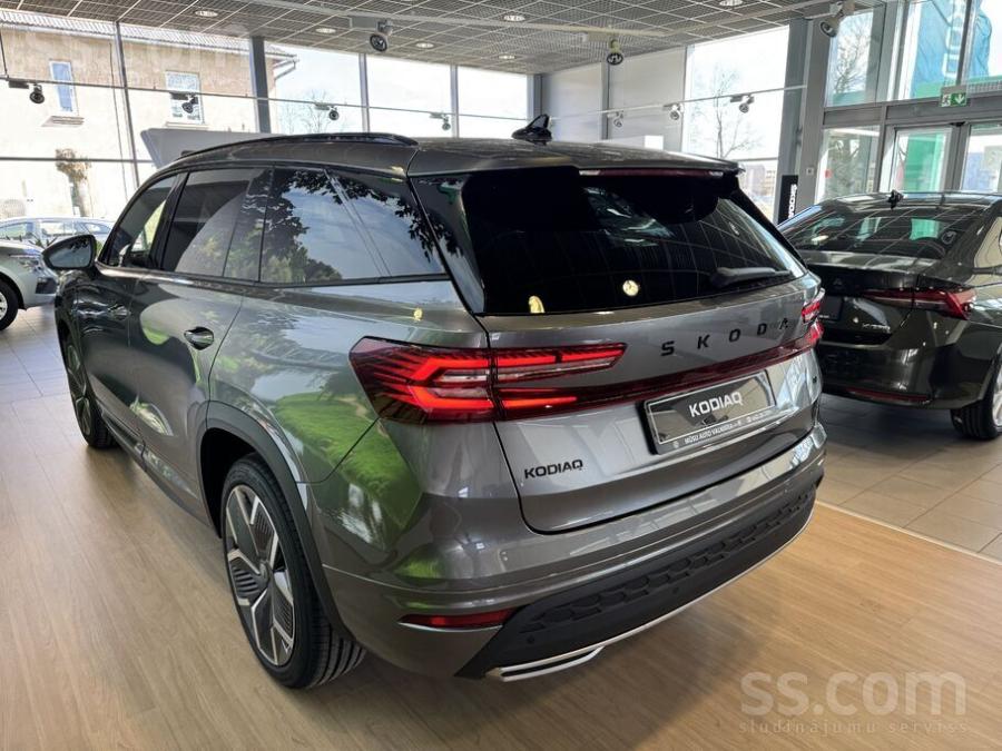 Серый Шкода Kodiaq 2026 в Валмиера, объемом двигателя 1.50 л и пробегом 0 тыс. км за 44765 €, фото 5 на AUTOMOTO.COM.LV