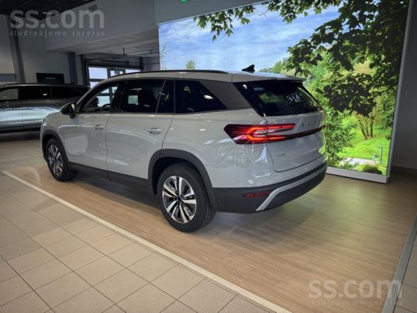 Серый Шкода Kodiaq 2026 в Валмиера, объемом двигателя 1.50 л и пробегом 0 тыс. км за 42540 €, фото 5 на AUTOMOTO.COM.LV