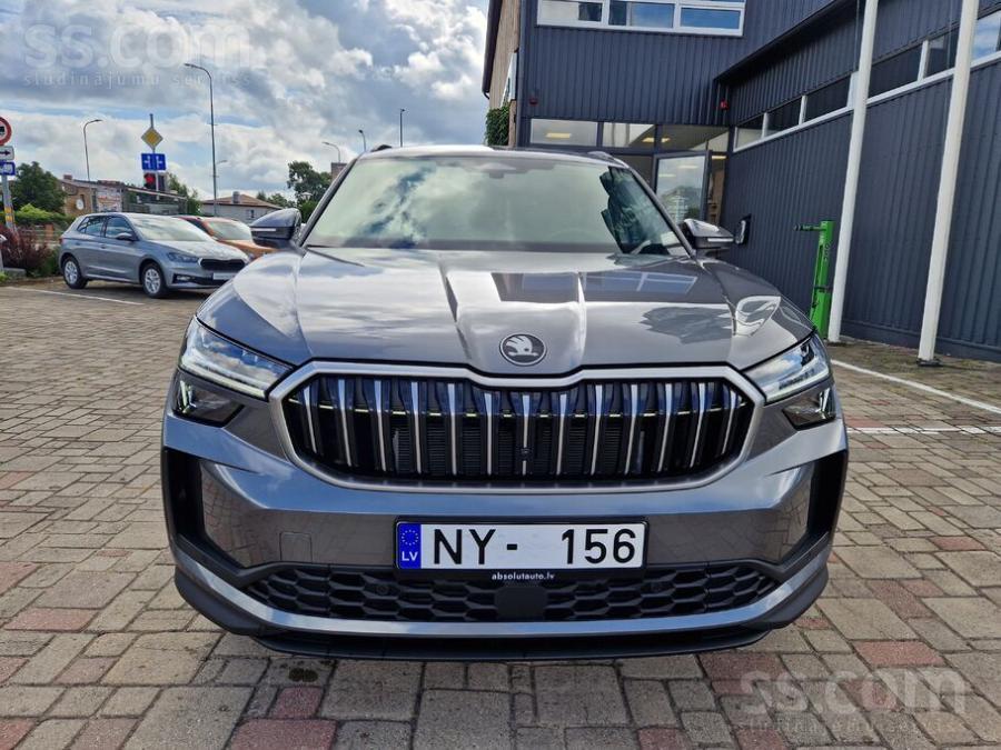 Grey Skoda Kodiaq 2026 in Jelgava, with an engine capacity of 1.50 L and mileage of 5 thousand km for 39900 €, photo 1 on AUTOMOTO.COM.LV