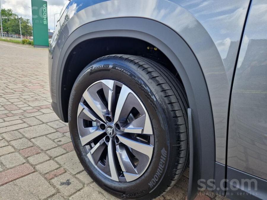 Grey Skoda Kodiaq 2026 in Jelgava, with an engine capacity of 1.50 L and mileage of 5 thousand km for 39900 €, photo 6 on AUTOMOTO.COM.LV