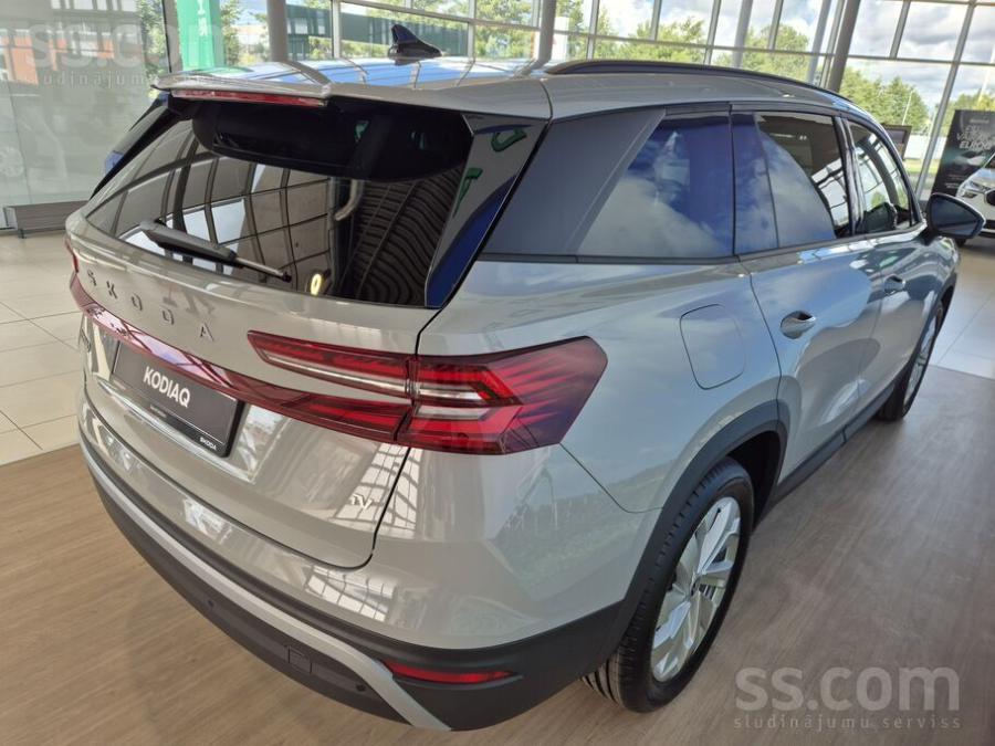 Серый Шкода Kodiaq 2026 в Лиепая, объемом двигателя 1.50 л и пробегом 0 тыс. км за 42900 €, фото 5 на AUTOMOTO.COM.LV