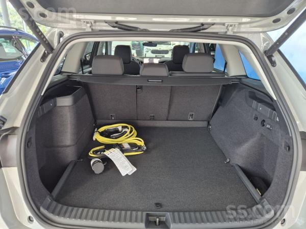 Grey Skoda Kodiaq 2026 in Liepaja, with an engine capacity of 1.50 L and mileage of 0 thousand km for 42900 €, photo 5 on AUTOMOTO.COM.LV
