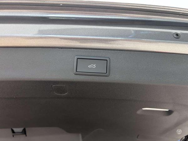 Grey Skoda Kodiaq 2026 in Vilnius, with an engine capacity of 1.50 L and mileage of 0 thousand km for 41350 €, photo 8 on AUTOMOTO.COM.LV