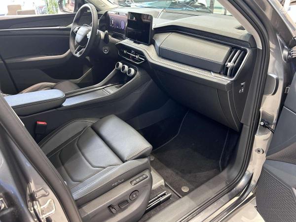Grey Skoda Kodiaq 2026 in Vilnius, with an engine capacity of 1.50 L and mileage of 0 thousand km for 41350 €, photo 9 on AUTOMOTO.COM.LV