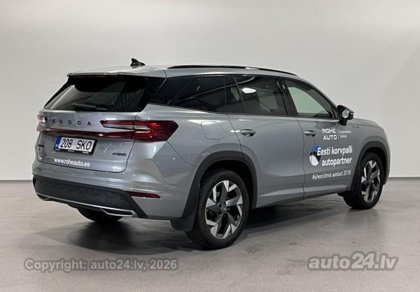 Шкода Kodiaq 2026 в Таллин на AUTOMOTO.COM.LV Серый Шкода Kodiaq 2026 в Таллин, объемом двигателя 1.50 л и пробегом 7 тыс. км за 40900 €, фото 3 на AUTOMOTO.COM.LV