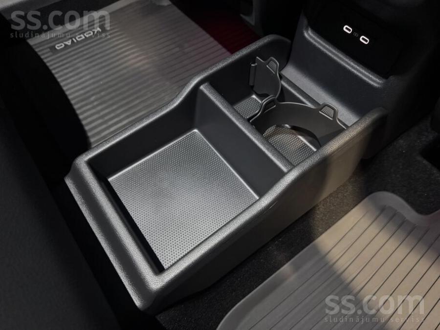 Серый Шкода Kodiaq 2026 в Валмиера, объемом двигателя 1.50 л и пробегом 0 тыс. км за 48600 €, фото 26 на AUTOMOTO.COM.LV