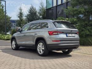 Pelēks Skoda Kodiaq 2018 Rīga, ar dzinēja tilpumu 2.00 L un nobraukumu 205 tūkst. km par 17200 €, foto 5 vietnē AUTOMOTO.COM.LV