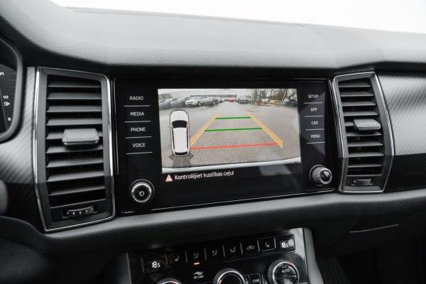 Grey Skoda Kodiaq 2019 in Riga, with an engine capacity of 2.00 L and mileage of 118 thousand km for 21950 €, photo 11 on AUTOMOTO.COM.LV