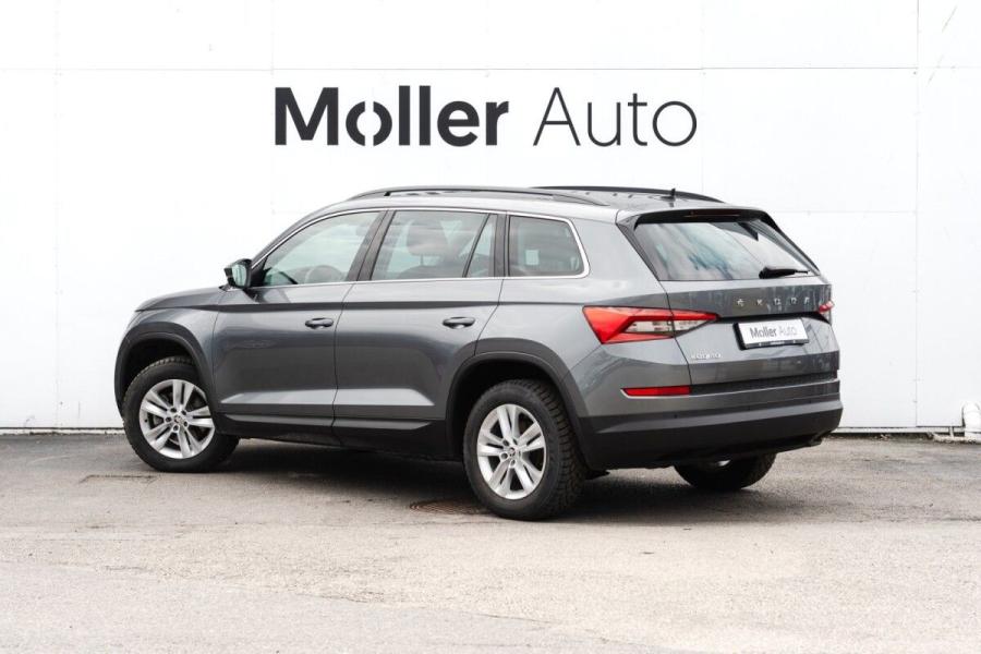 Pelēks Skoda Kodiaq 2019 Rīga, ar dzinēja tilpumu 1.50 L un nobraukumu 147 tūkst. km par 19900 €, foto 3 vietnē AUTOMOTO.COM.LV