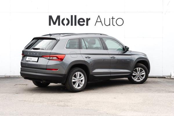 Серый Шкода Kodiaq 2019 в Рига, объемом двигателя 1.50 л и пробегом 147 тыс. км за 19900 €, фото 4 на AUTOMOTO.COM.LV