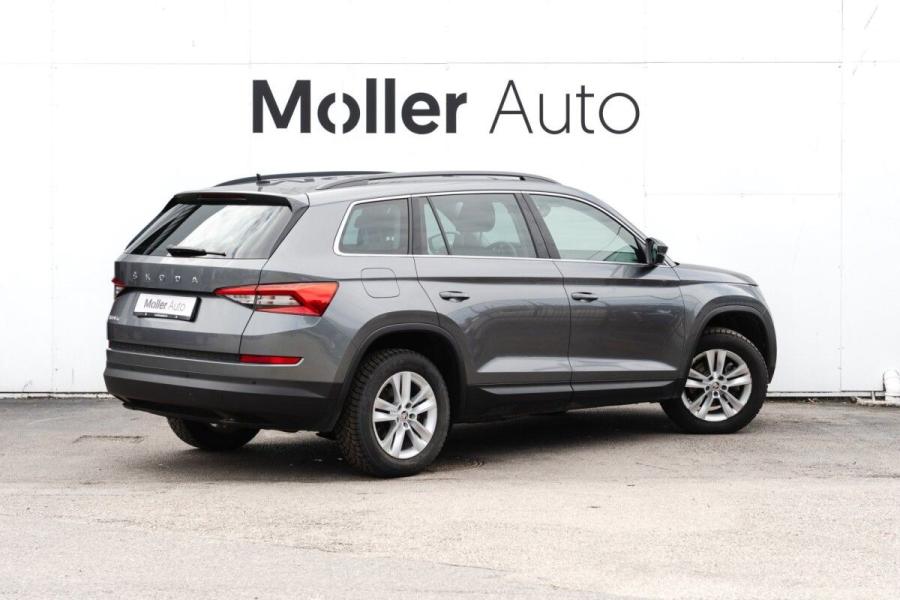 Pelēks Skoda Kodiaq 2019 Rīga, ar dzinēja tilpumu 1.50 L un nobraukumu 147 tūkst. km par 19900 €, foto 4 vietnē AUTOMOTO.COM.LV