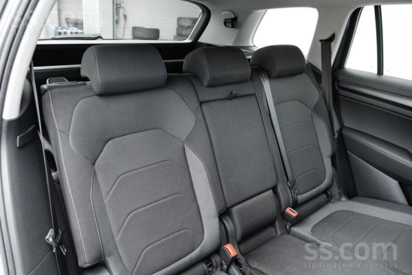 Pelēks Skoda Kodiaq 2019 Rīga, ar dzinēja tilpumu 1.50 L un nobraukumu 147 tūkst. km par 19900 €, foto 7 vietnē AUTOMOTO.COM.LV