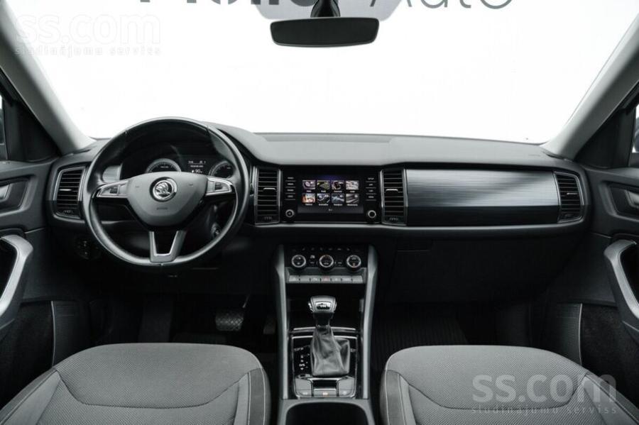 Grey Skoda Kodiaq 2019 in Riga, with an engine capacity of 1.50 L and mileage of 147 thousand km for 19250 €, photo 21 on AUTOMOTO.COM.LV