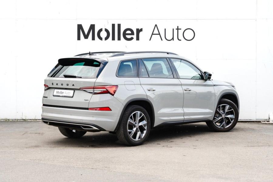 Pelēks Skoda Kodiaq 2022 Rīga, ar dzinēja tilpumu 2.00 L un nobraukumu 117 tūkst. km par 31850 €, foto 4 vietnē AUTOMOTO.COM.LV