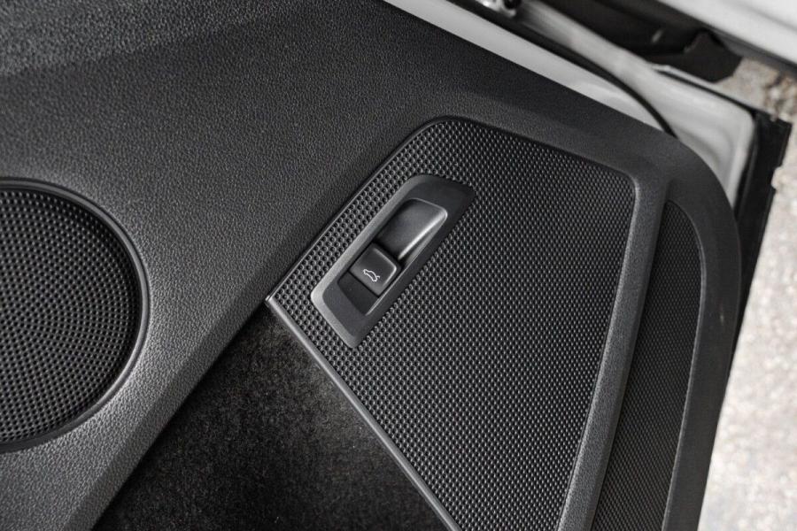 Pelēks Skoda Kodiaq 2022 Rīga, ar dzinēja tilpumu 2.00 L un nobraukumu 117 tūkst. km par 31850 €, foto 14 vietnē AUTOMOTO.COM.LV