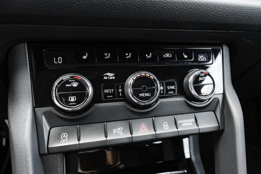 Pelēks Skoda Kodiaq 2022 Rīga, ar dzinēja tilpumu 2.00 L un nobraukumu 117 tūkst. km par 31850 €, foto 26 vietnē AUTOMOTO.COM.LV