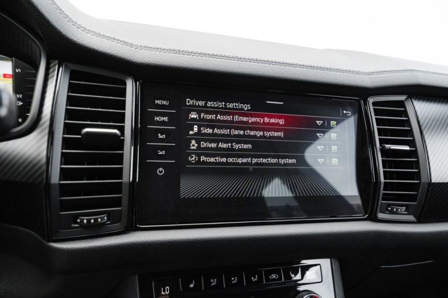 Pelēks Skoda Kodiaq 2022 Rīga, ar dzinēja tilpumu 2.00 L un nobraukumu 117 tūkst. km par 31850 €, foto 32 vietnē AUTOMOTO.COM.LV