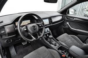 Pelēks Skoda Kodiaq 2022 Rīga, ar dzinēja tilpumu 2.00 L un nobraukumu 117 tūkst. km par 31850 €, foto 35 vietnē AUTOMOTO.COM.LV