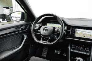 Pelēks Skoda Kodiaq 2022 Rīga, ar dzinēja tilpumu 2.00 L un nobraukumu 117 tūkst. km par 31850 €, foto 36 vietnē AUTOMOTO.COM.LV