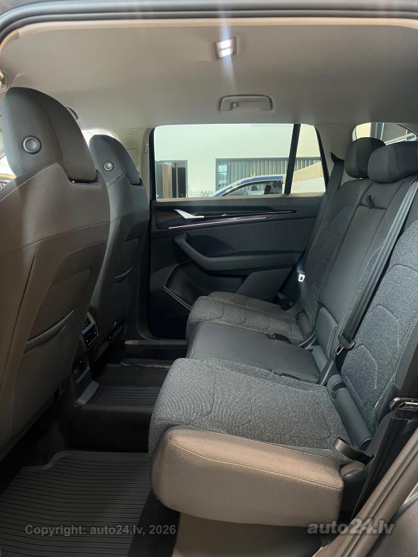 Grey Skoda Kodiaq 2026 in Rakvere, with an engine capacity of 2.00 L and mileage of 7 thousand km for 46960 €, photo 6 on AUTOMOTO.COM.LV