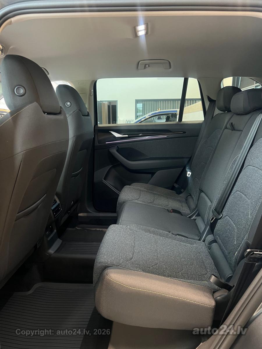 Grey Skoda Kodiaq 2026 in Rakvere, with an engine capacity of 2.00 L and mileage of 7 thousand km for 46960 €, photo 7 on AUTOMOTO.COM.LV