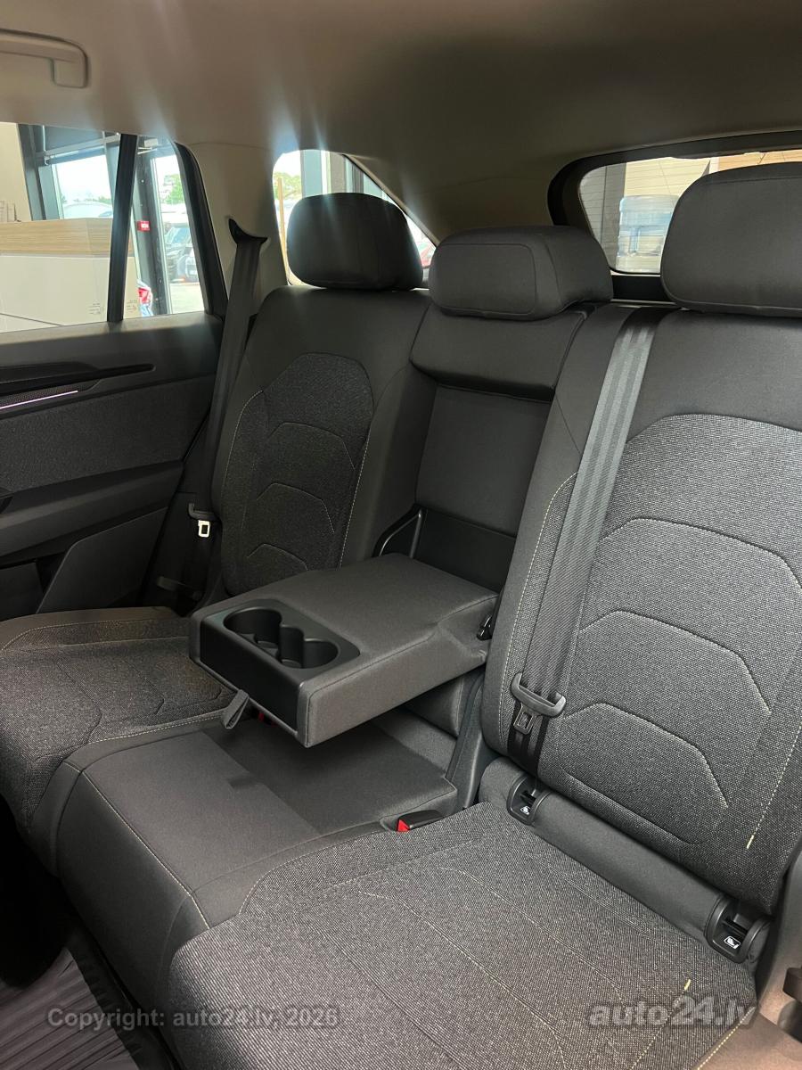 Grey Skoda Kodiaq 2026 in Rakvere, with an engine capacity of 2.00 L and mileage of 7 thousand km for 46960 €, photo 8 on AUTOMOTO.COM.LV