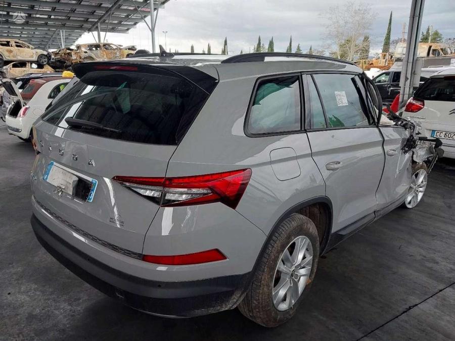 Pelēks Skoda Kodiaq 2022 Kauņa, ar dzinēja tilpumu 2.00 L un nobraukumu 82 tūkst. km par 8800 €, foto 5 vietnē AUTOMOTO.COM.LV
