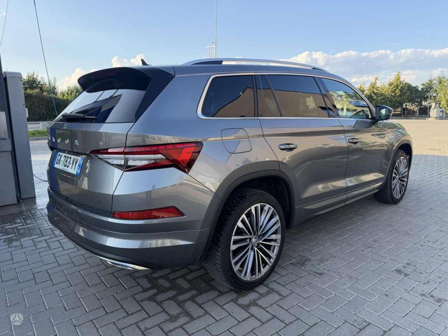 Pelēks Skoda Kodiaq 2022 Klaipėda, ar dzinēja tilpumu 2.00 L un nobraukumu 214 tūkst. km par 23837 €, foto 4 vietnē AUTOMOTO.COM.LV