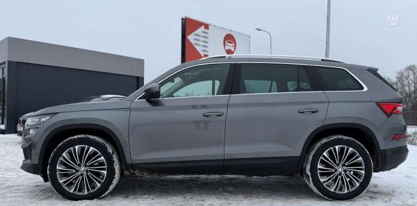 Серый Шкода Kodiaq 2023 в Таураге, объемом двигателя 2.00 л и пробегом 133 тыс. км за 26300 €, фото 9 на AUTOMOTO.COM.LV