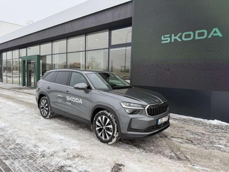 Grey Skoda Kodiaq 2025 in Klaipeda, with an engine capacity of 2.00 L and mileage of 25 thousand km for 37950 €, photo 1 on AUTOMOTO.COM.LV