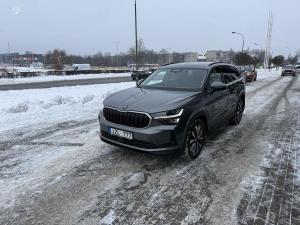 Grey Skoda Kodiaq 2025 in Klaipeda, with an engine capacity of 2.00 L and mileage of 25 thousand km for 37950 €, photo 6 on AUTOMOTO.COM.LV