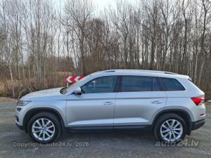 Pelēks Skoda Kodiaq 2017 Tallina, ar dzinēja tilpumu 2.00 L un nobraukumu 189 tūkst. km par 19800 €, foto 2 vietnē AUTOMOTO.COM.LV