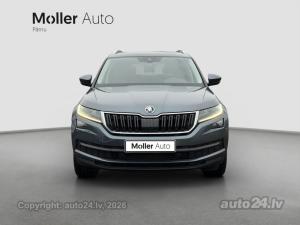 Pelēks Skoda Kodiaq 2018 Pērnava, ar dzinēja tilpumu 2.00 L un nobraukumu 204 tūkst. km par 24900 €, foto 3 vietnē AUTOMOTO.COM.LV