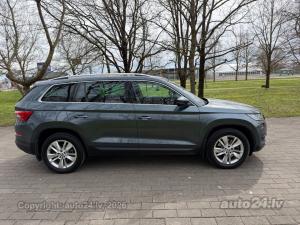 Серый Шкода Kodiaq 2018 в Таллин, объемом двигателя 2.00 л и пробегом 198 тыс. км за 19900 €, фото 6 на AUTOMOTO.COM.LV