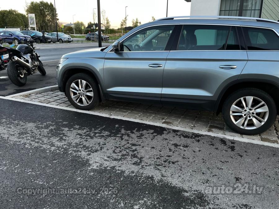 Серый Шкода Kodiaq 2018 в Таллин, объемом двигателя 2.00 л и пробегом 278 тыс. км за 17500 €, фото 7 на AUTOMOTO.COM.LV