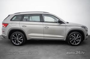 Pelēks Skoda Kodiaq 2018 Tallina, ar dzinēja tilpumu 2.00 L un nobraukumu 151 tūkst. km par 22899 €, foto 5 vietnē AUTOMOTO.COM.LV