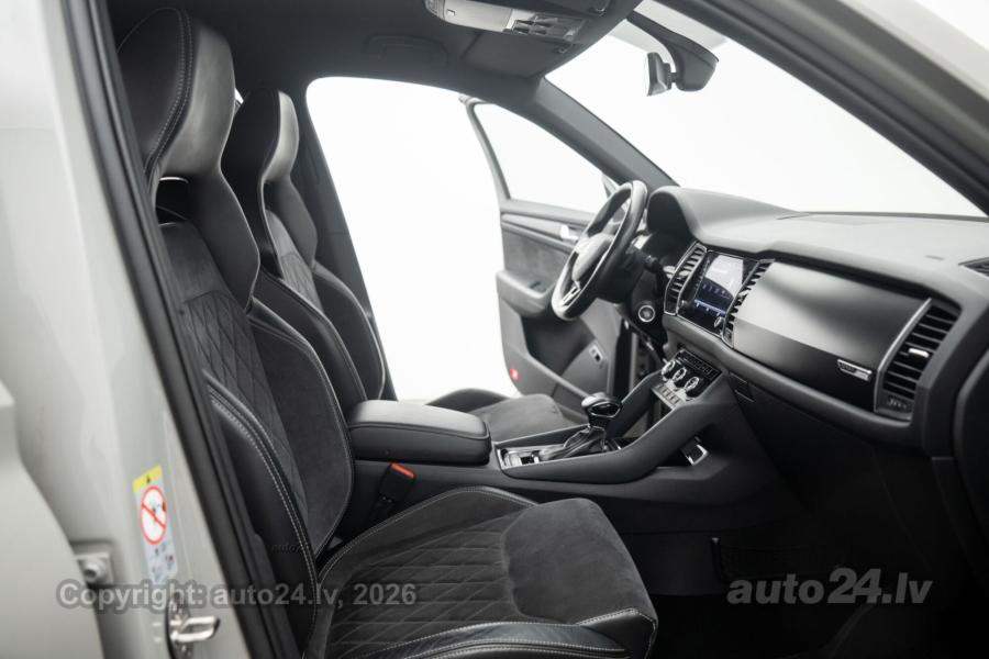 Pelēks Skoda Kodiaq 2018 Tallina, ar dzinēja tilpumu 2.00 L un nobraukumu 151 tūkst. km par 22899 €, foto 12 vietnē AUTOMOTO.COM.LV