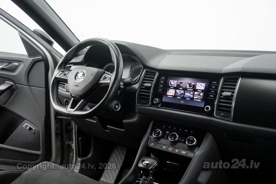 Pelēks Skoda Kodiaq 2018 Tallina, ar dzinēja tilpumu 2.00 L un nobraukumu 151 tūkst. km par 22899 €, foto 13 vietnē AUTOMOTO.COM.LV