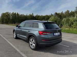 Pelēks Skoda Kodiaq 2018 Narva, ar dzinēja tilpumu 2.00 L un nobraukumu 238 tūkst. km par 19700 €, foto 4 vietnē AUTOMOTO.COM.LV
