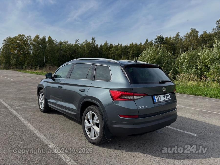 Pelēks Skoda Kodiaq 2018 Narva, ar dzinēja tilpumu 2.00 L un nobraukumu 238 tūkst. km par 19700 €, foto 4 vietnē AUTOMOTO.COM.LV
