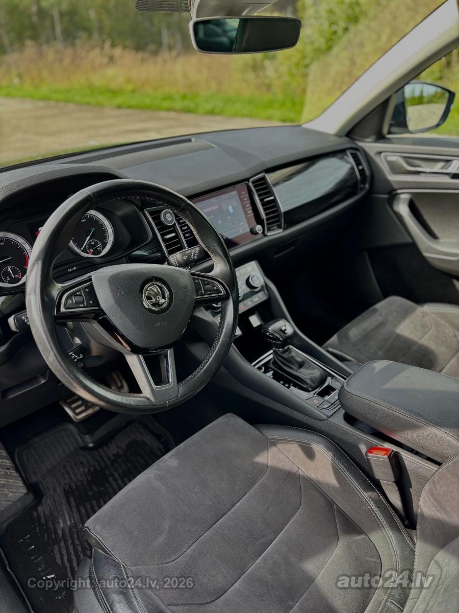 Pelēks Skoda Kodiaq 2018 Narva, ar dzinēja tilpumu 2.00 L un nobraukumu 238 tūkst. km par 19700 €, foto 10 vietnē AUTOMOTO.COM.LV