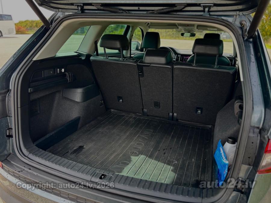 Pelēks Skoda Kodiaq 2018 Narva, ar dzinēja tilpumu 2.00 L un nobraukumu 238 tūkst. km par 19700 €, foto 13 vietnē AUTOMOTO.COM.LV