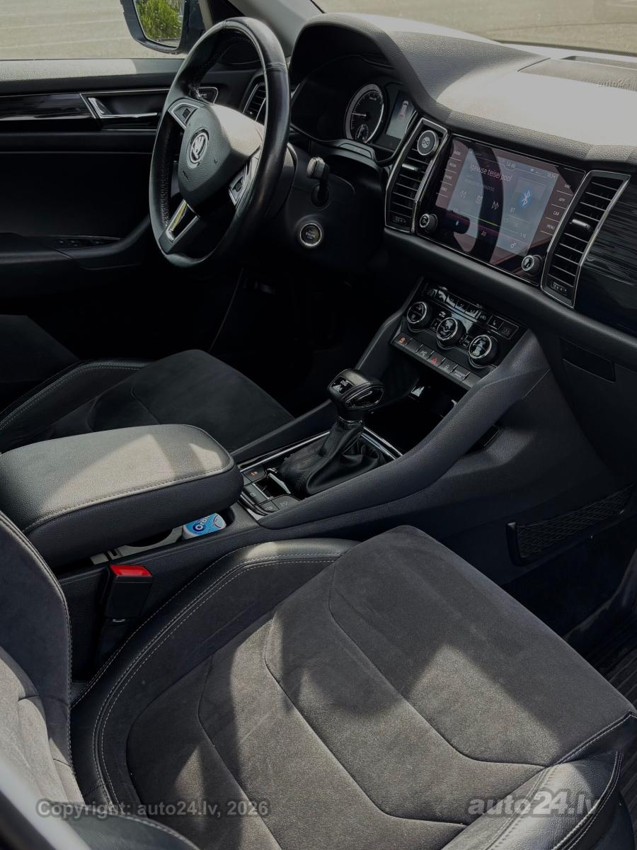 Pelēks Skoda Kodiaq 2018 Narva, ar dzinēja tilpumu 2.00 L un nobraukumu 238 tūkst. km par 19700 €, foto 15 vietnē AUTOMOTO.COM.LV