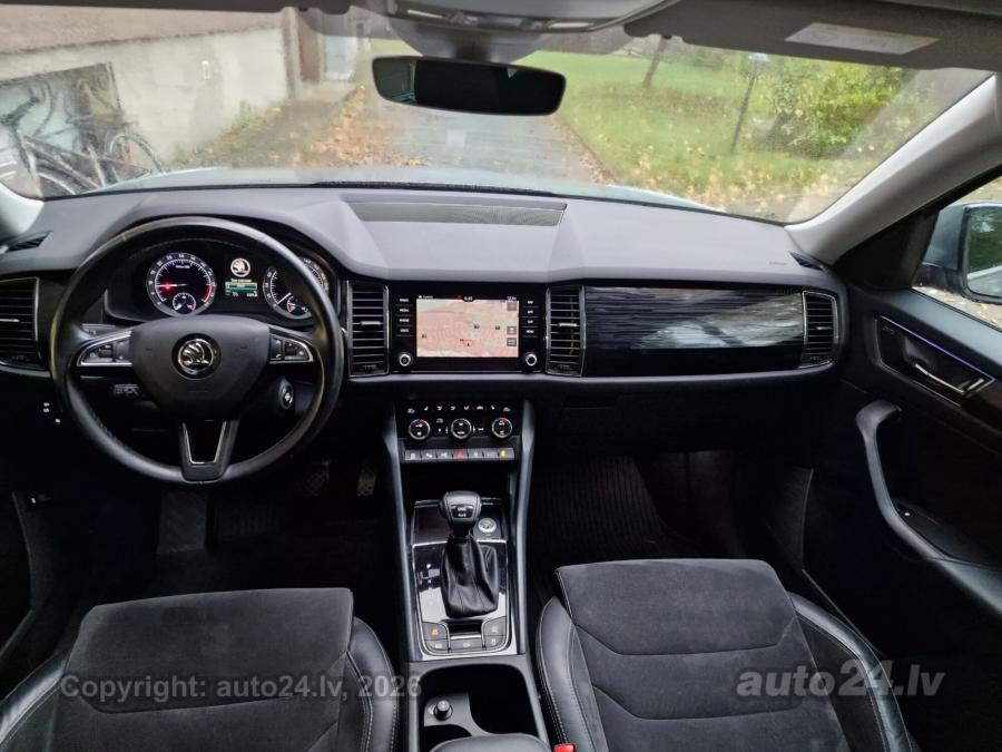 Pelēks Skoda Kodiaq 2018 Tallina, ar dzinēja tilpumu 2.00 L un nobraukumu 306 tūkst. km par 15900 €, foto 4 vietnē AUTOMOTO.COM.LV