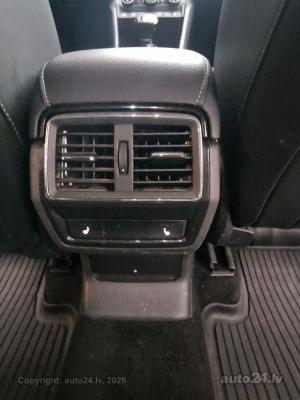 Pelēks Skoda Kodiaq 2018 Tallina, ar dzinēja tilpumu 2.00 L un nobraukumu 306 tūkst. km par 15900 €, foto 19 vietnē AUTOMOTO.COM.LV