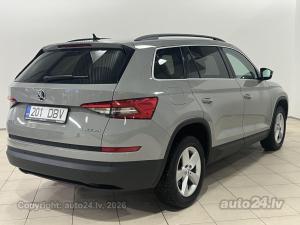 Pelēks Skoda Kodiaq 2019 Tallina, ar dzinēja tilpumu 2.00 L un nobraukumu 188 tūkst. km par 18400 €, foto 4 vietnē AUTOMOTO.COM.LV