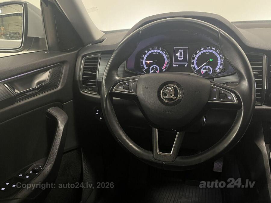 Pelēks Skoda Kodiaq 2019 Tallina, ar dzinēja tilpumu 2.00 L un nobraukumu 188 tūkst. km par 18400 €, foto 10 vietnē AUTOMOTO.COM.LV
