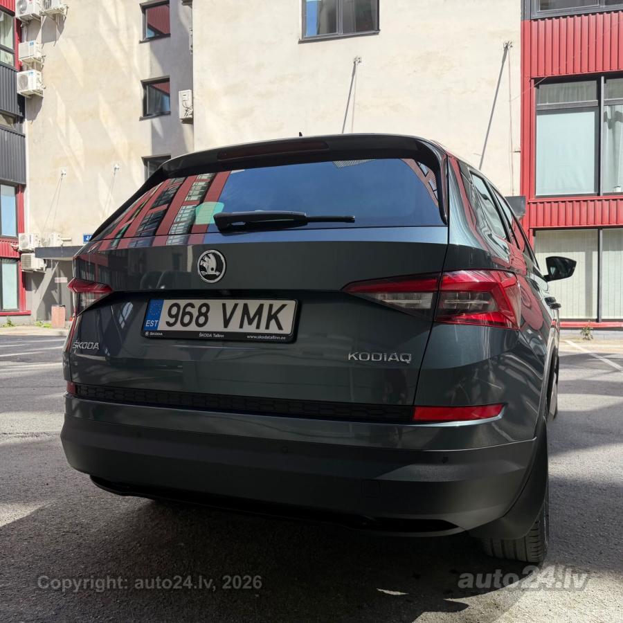 Grey Skoda Kodiaq 2019 in Tallinn, with an engine capacity of 1.50 L and mileage of 93 thousand km for 19590 €, photo 7 on AUTOMOTO.COM.LV