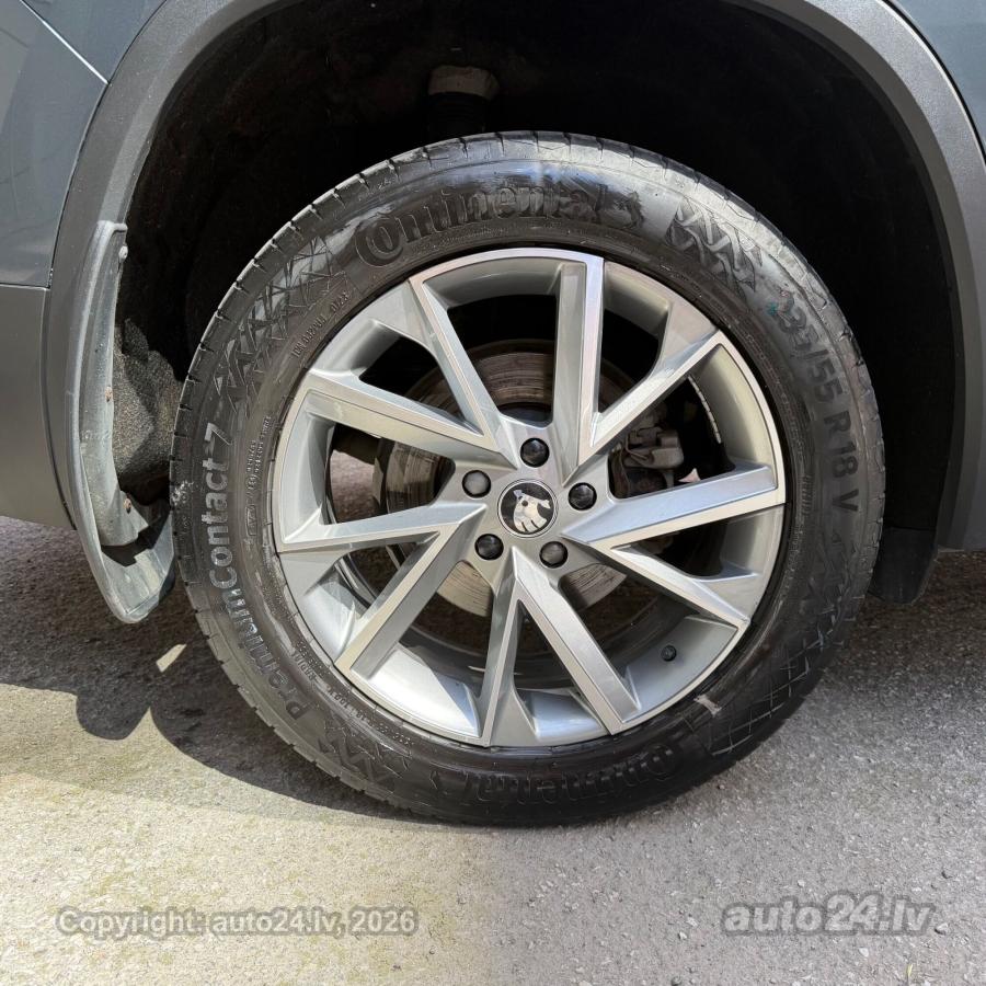 Grey Skoda Kodiaq 2019 in Tallinn, with an engine capacity of 1.50 L and mileage of 93 thousand km for 19590 €, photo 14 on AUTOMOTO.COM.LV
