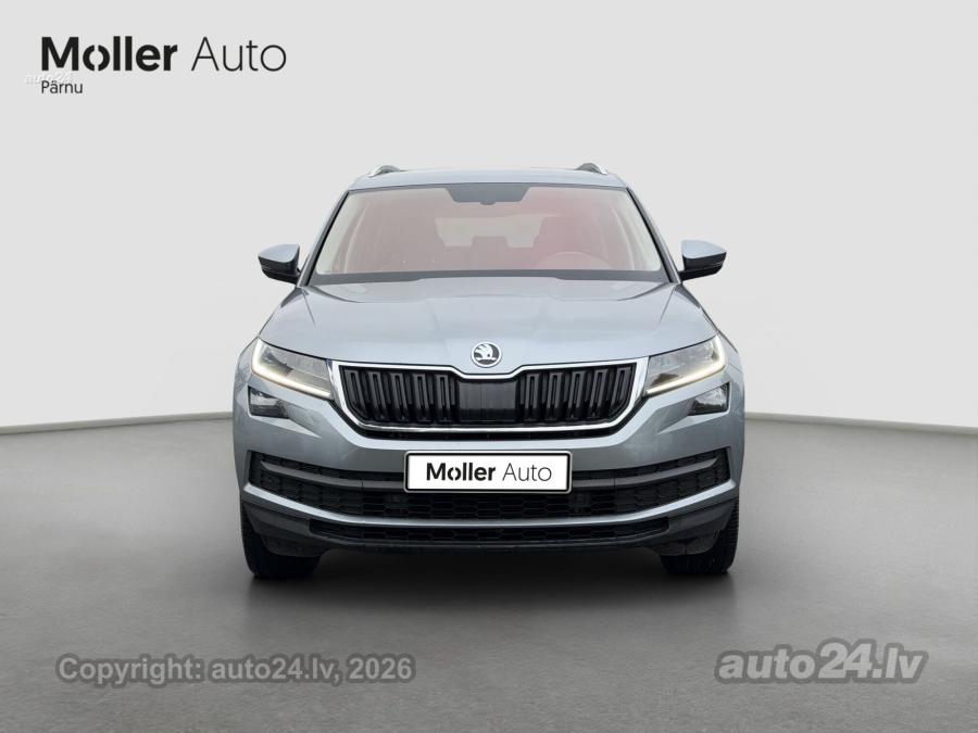 Pelēks Skoda Kodiaq 2019 Pērnava, ar dzinēja tilpumu 2.00 L un nobraukumu 152 tūkst. km par 25900 €, foto 4 vietnē AUTOMOTO.COM.LV